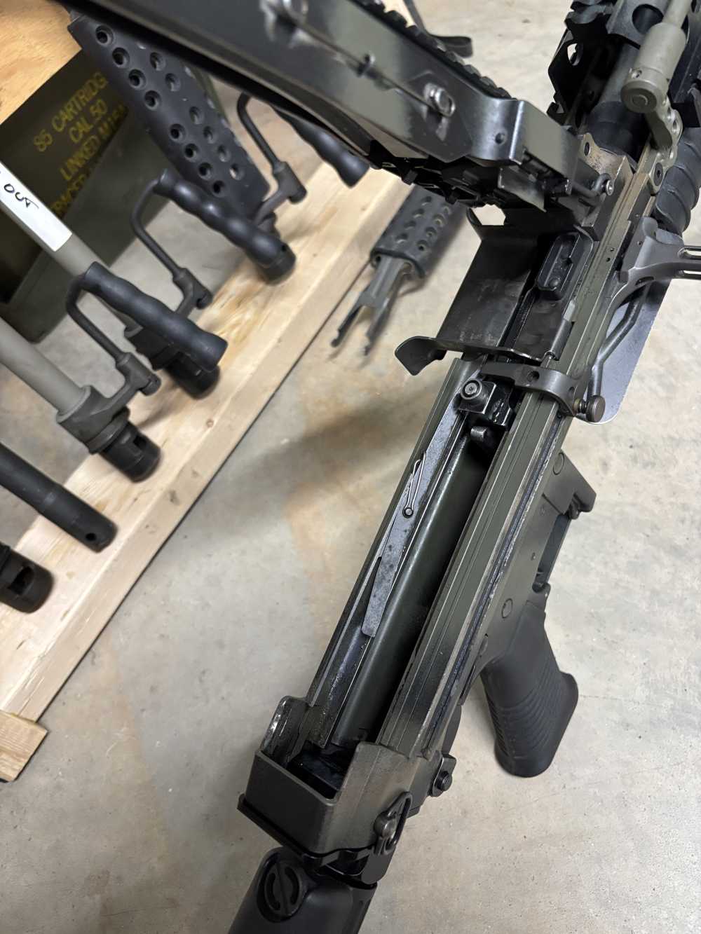 M249S prototype Semi-auto belt fed 5.56mm M249 - Other Collectible Guns ...