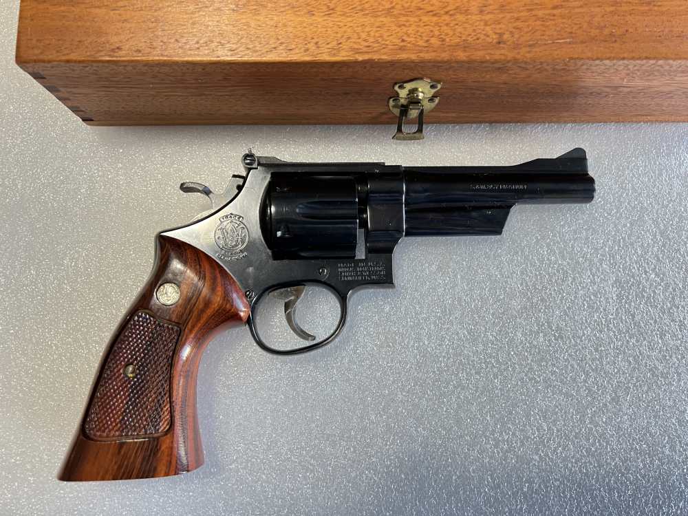 Smith & Wesson S&W Model 27-2 Rare 5" Barrel Presentation - Revolvers at GunBroker.com : 1131745799