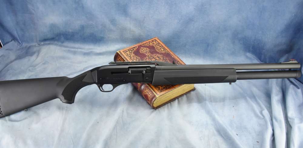 FN SLP Self Loading Police MK1 12 gauge Tactical shotgun holds 8 rounds ...