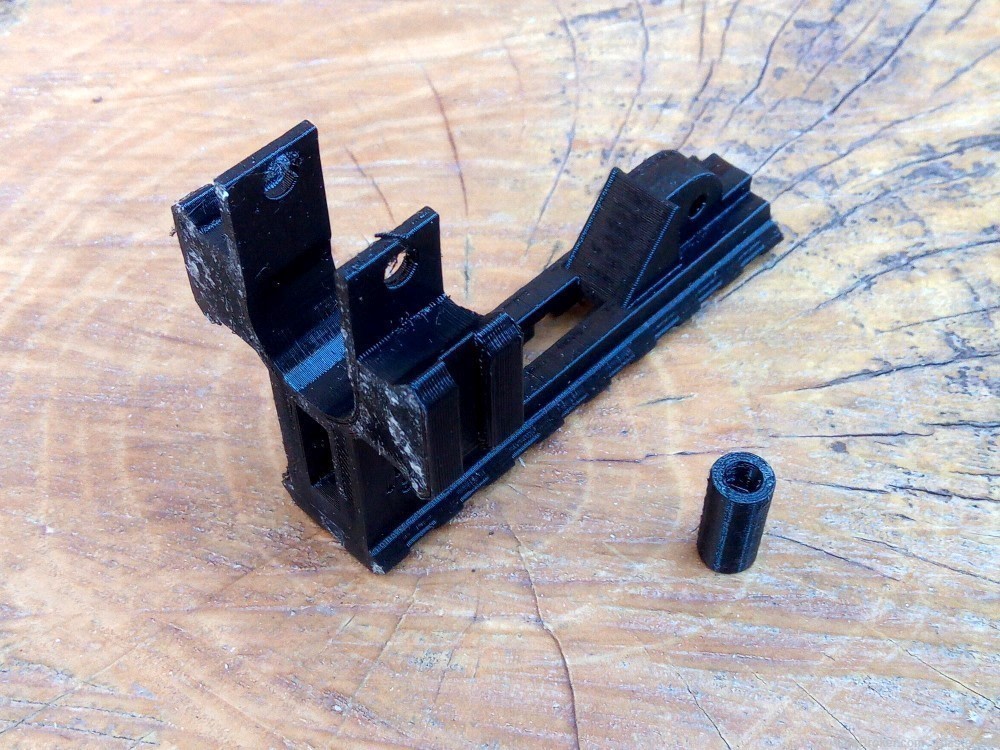 AUG Barrel Stabilizer with Rails (8-Slots) (PT+) for AUG Airsoft Rifle ...