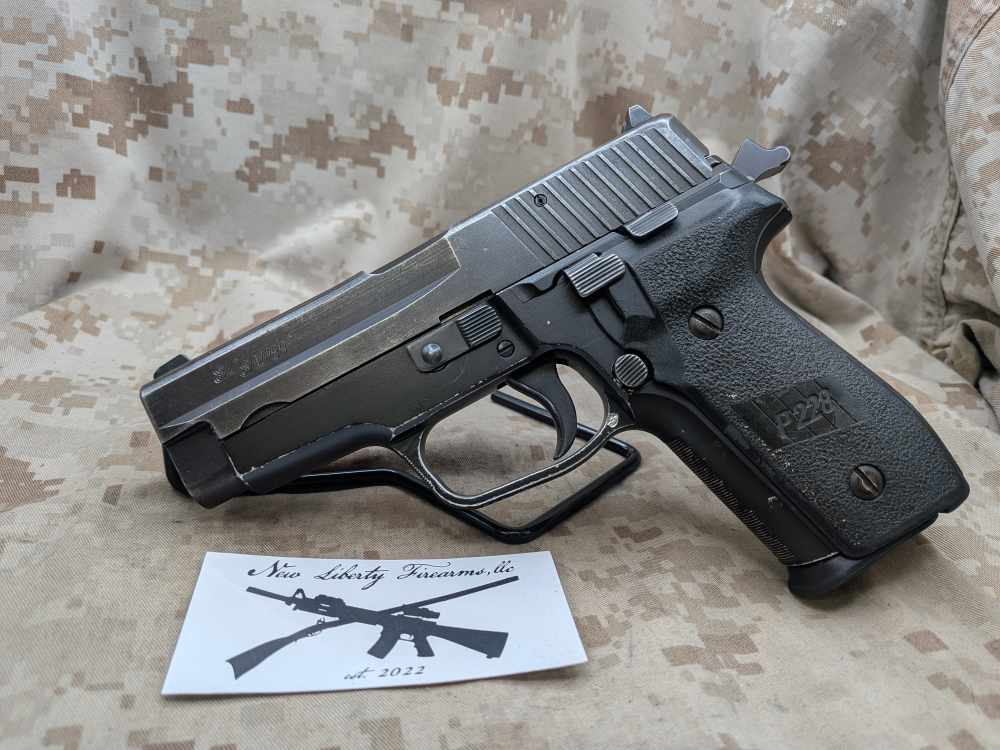 Sig Sauer P228 9mm Military Surplus / USED 1-15rd Mag DA/SA P-228 ...