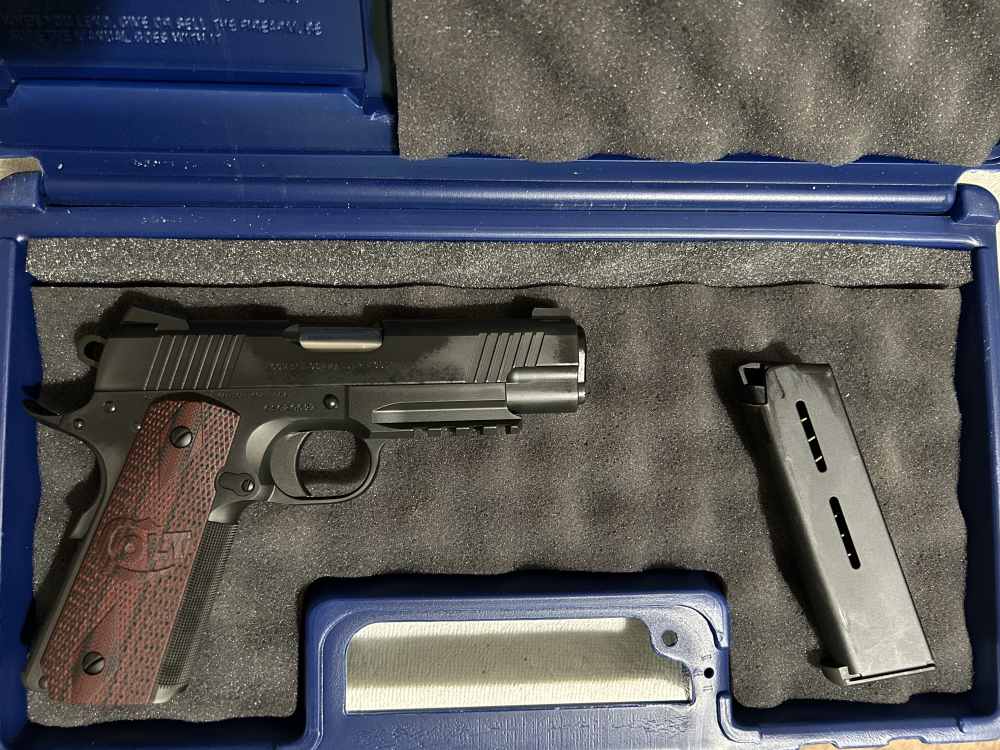 Colt Special Combat Rail Gun Commander O4012RG 1 of 100 Bill Hicks ...