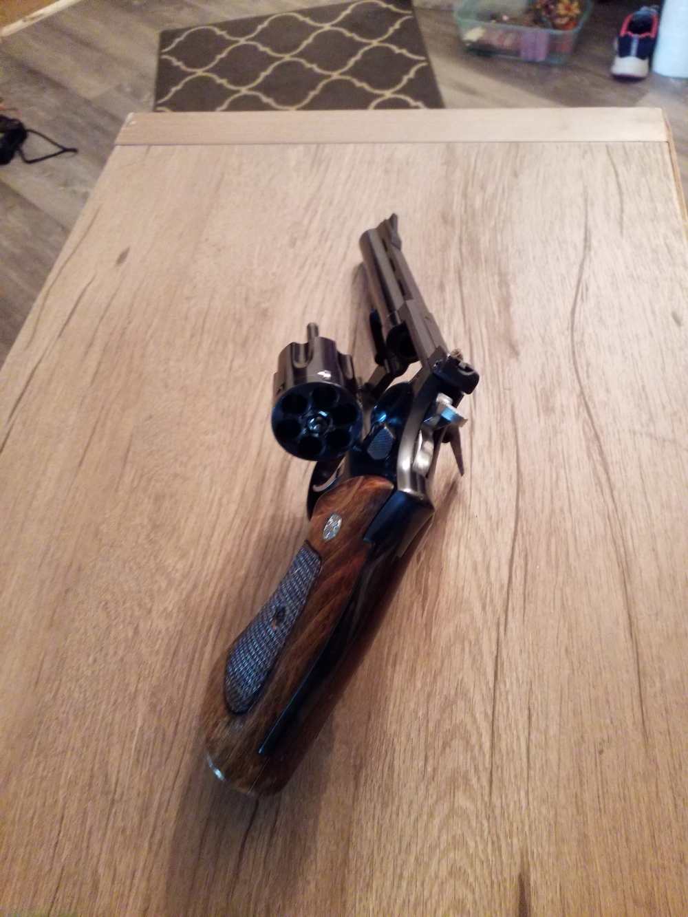 Llama 357 mag Comanche III - Revolvers at GunBroker.com : 1134084562