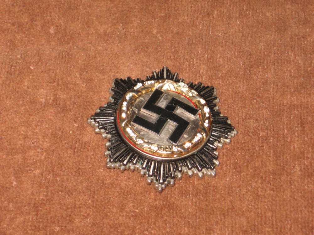 German Cross in 800 "Silver" and diamonds, - WWI & WWII Collectibles at ...