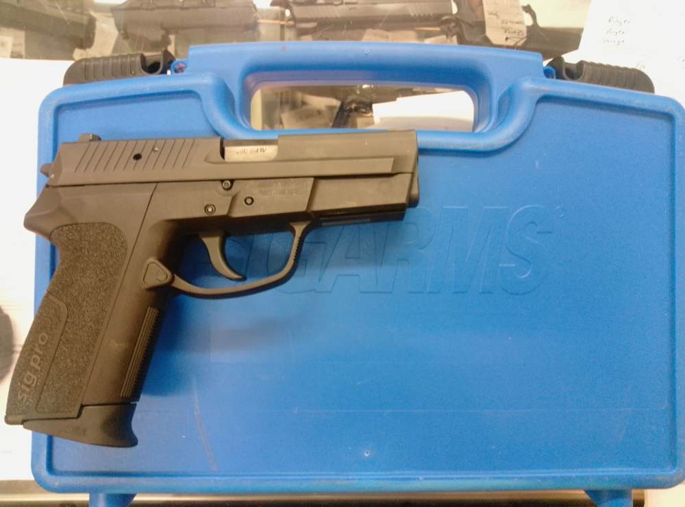 Sig Arms SP2340-40-BSS 40S&W frame made in Switzerland-4mags - Semi Auto Pistols at GunBroker ...