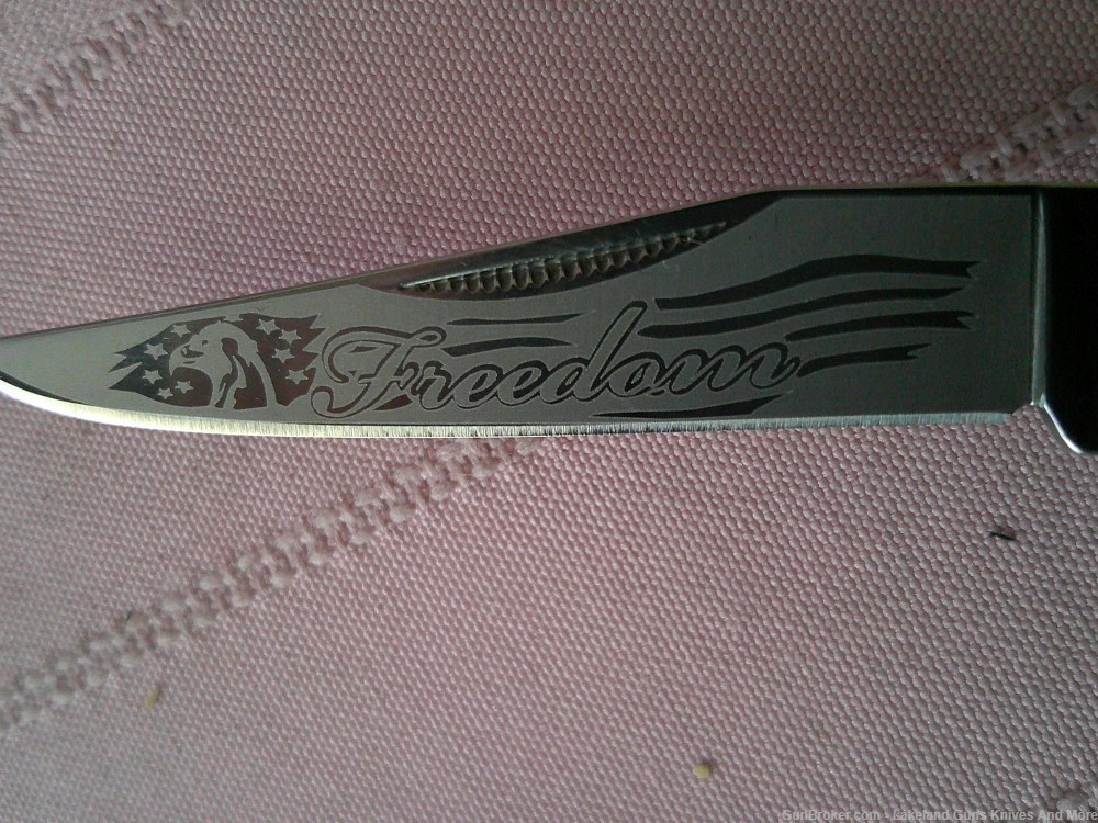 NIB Colt 2 Blade Freedom Muskrat Genuine Mother of Pearl Inlay Pocket ...