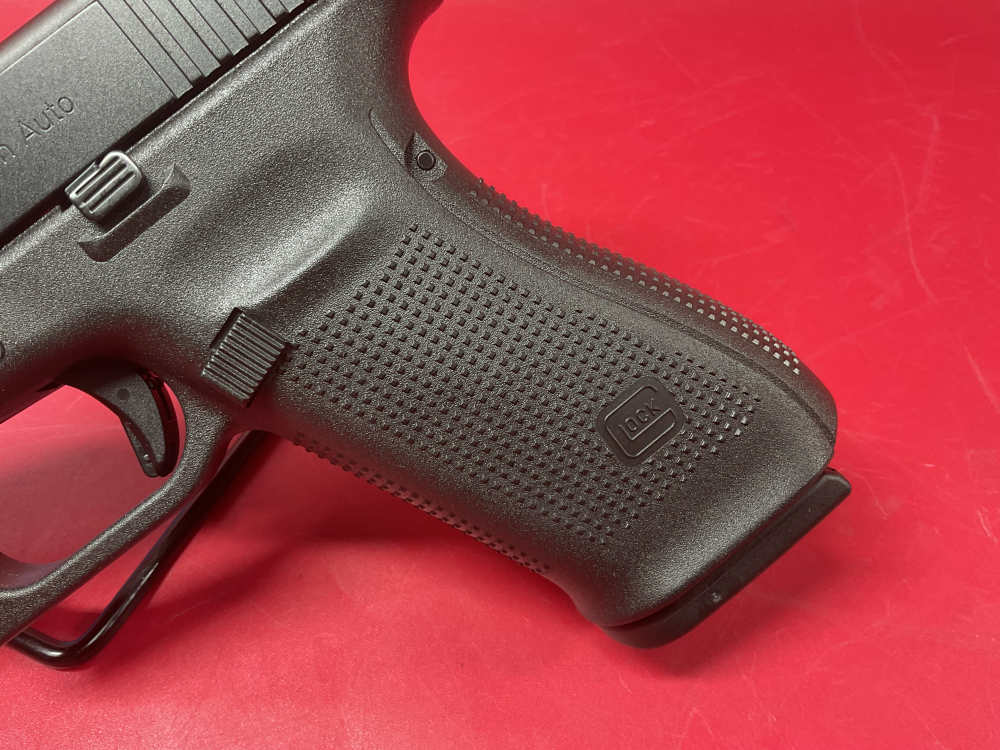 Glock 20 GEN5 MOS 10mm 4.61” Ca Compliant G20 G-20 Gen 5 - Semi Auto Pistols at GunBroker.com ...