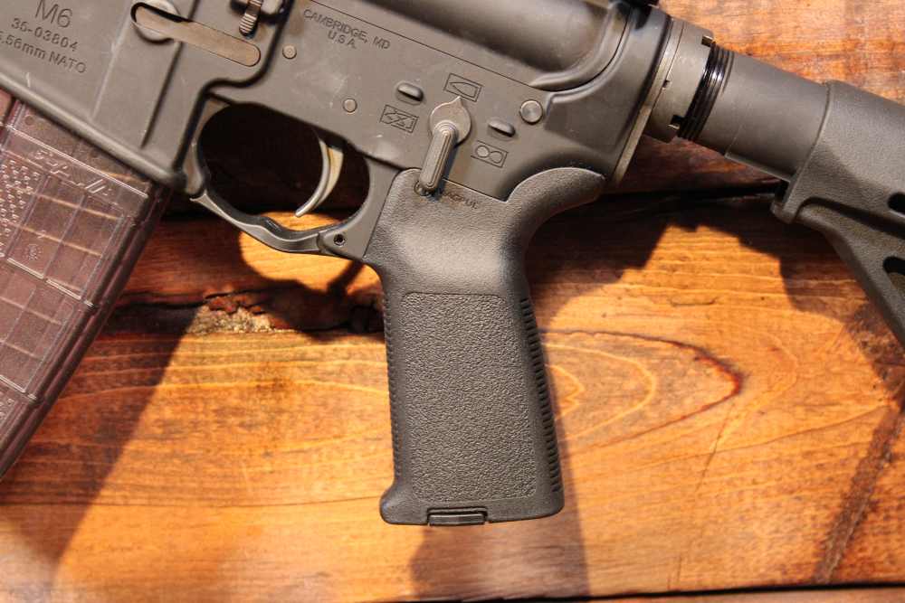 LWRC M6 5.56mm NATO Piston AR 16" Mid Length Gas - Semi Auto Rifles at GunBroker.com : 1136961531