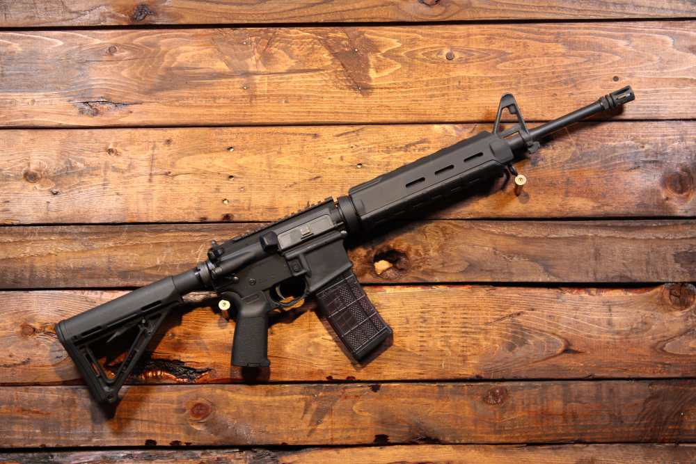 LWRC M6 5.56mm NATO Piston AR 16" Mid Length Gas - Semi Auto Rifles at GunBroker.com : 1136961531