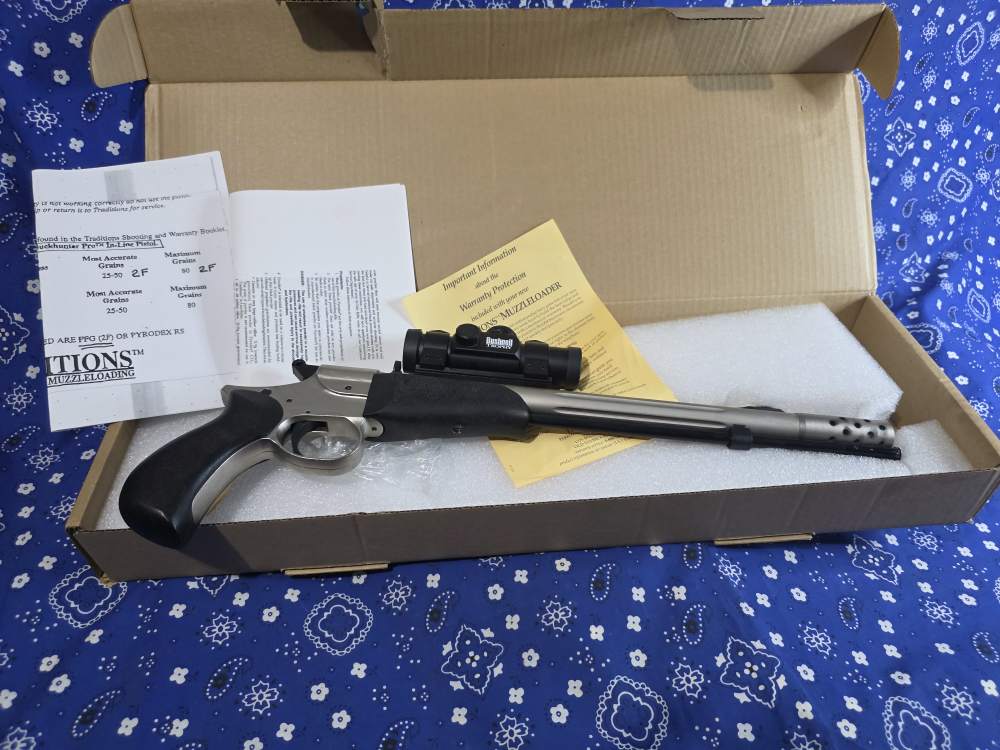 TRADITIONS BUCKHUNTER PRO IN LINE 50 CAL MUZZLELOADER PISTOL - Black ...