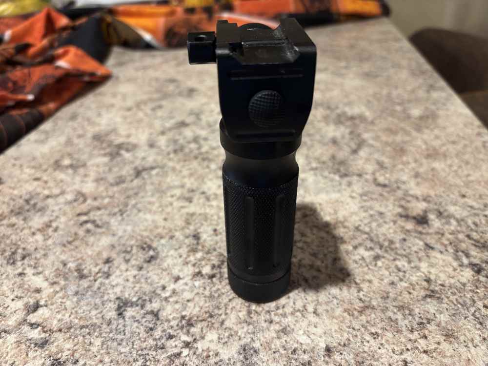 Barska Vertical Grip Light AR15 Foregrip 260 Lumen Picatinny Aluminum ...