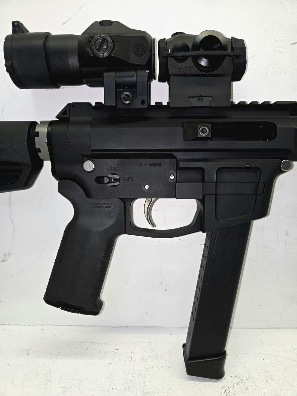 Foxtrot Mike FM9 16" / 9mm AR9 w/ Sig Optic & Magnifier, Streamlight ...