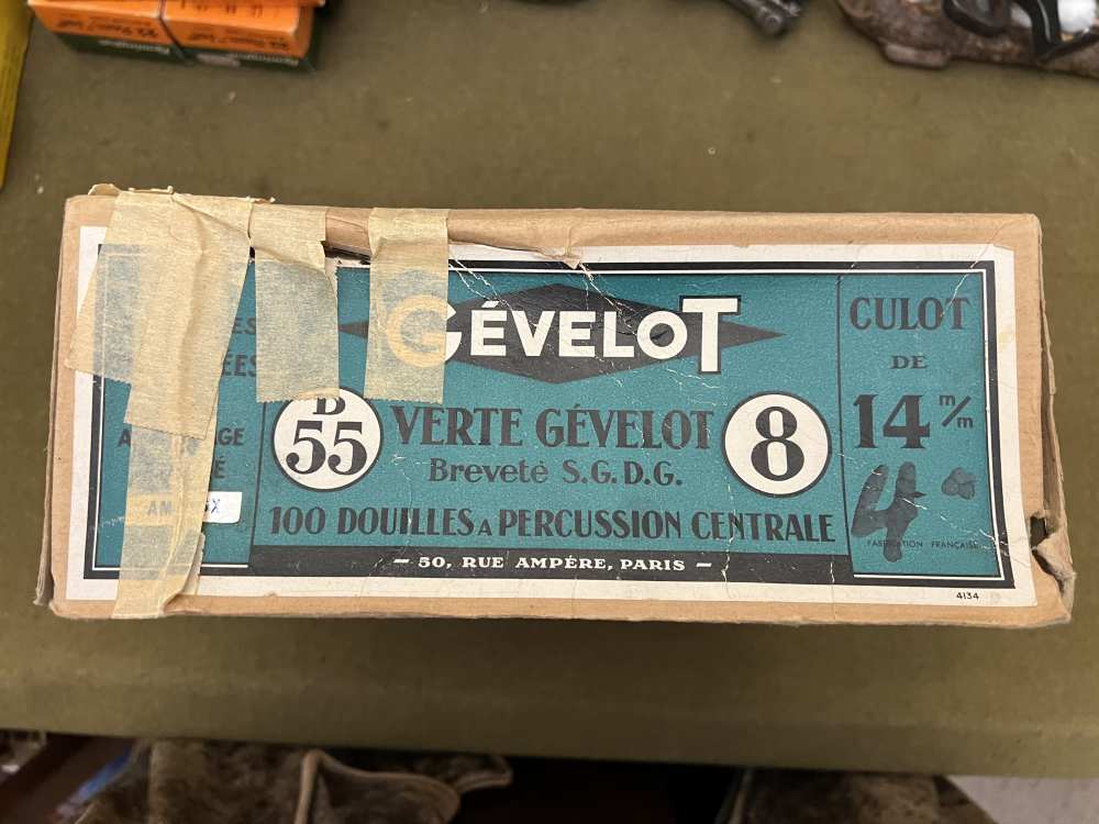 77 count new primed Gevelot 8 gauge 4” paper shot shells punt large ...