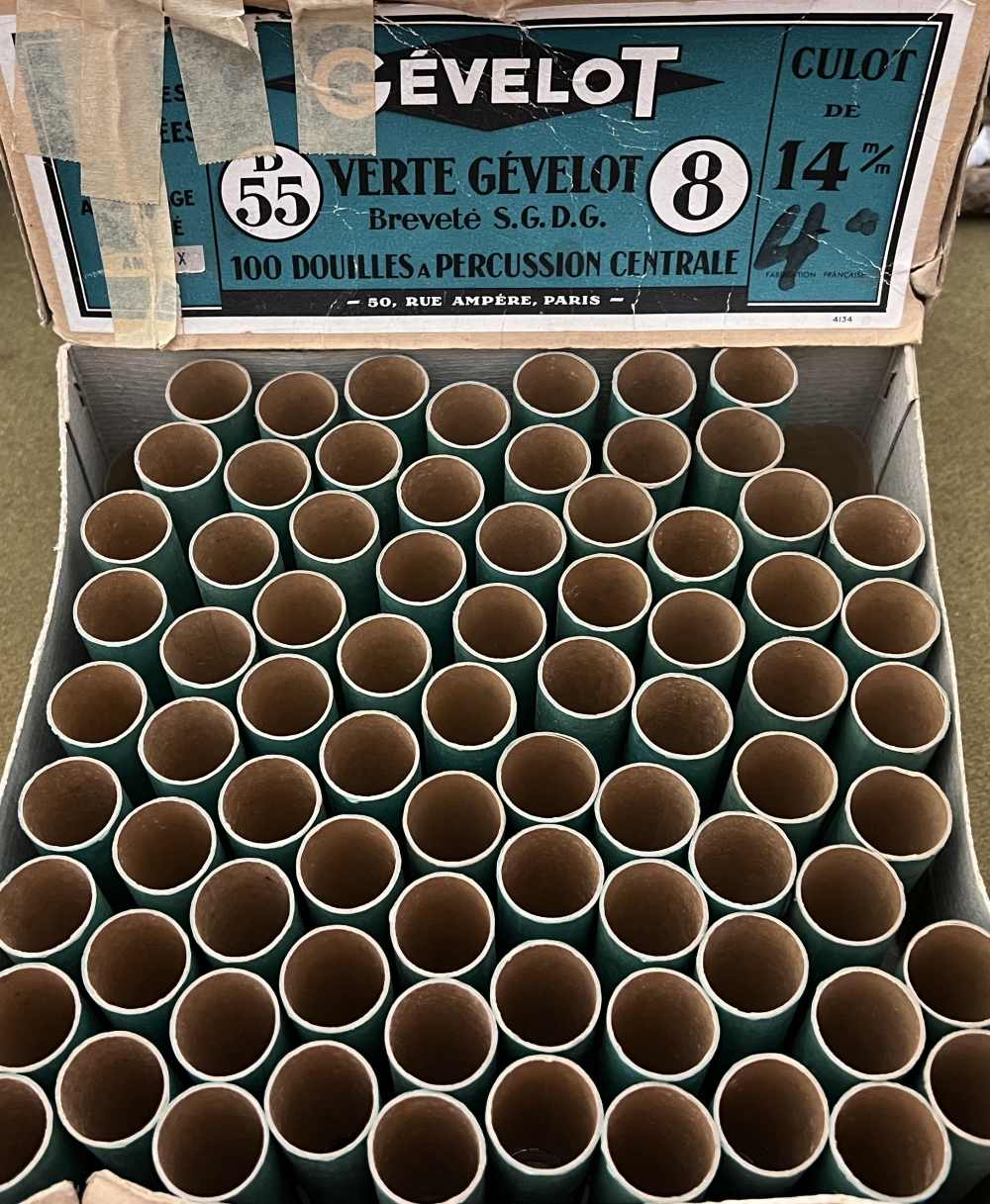 77 count new primed Gevelot 8 gauge 4” paper shot shells punt large ...