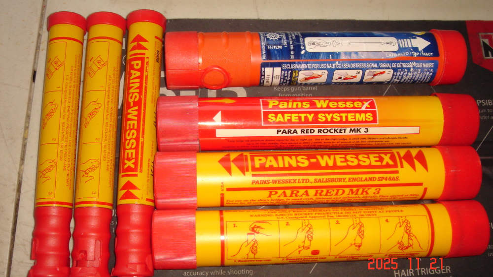 ROCKET ASSISTED PARACHUTE SIGNAL FLARES, - Survival Gear at GunBroker ...