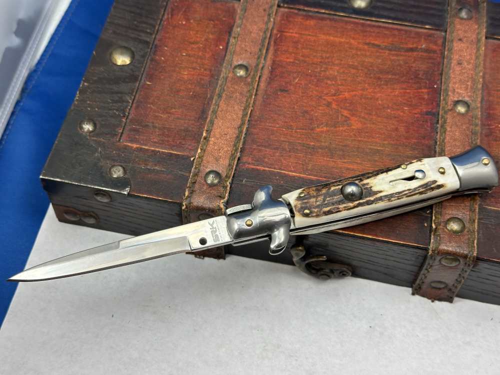 Classic Italian Switchblade Stag - Automatic Knives at GunBroker.com ...