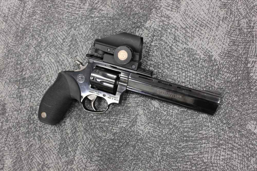 Discontinued Taurus Tracker M990 9-shot .22LR 6.5" revolver w/Extras! - Revolvers at GunBroker ...