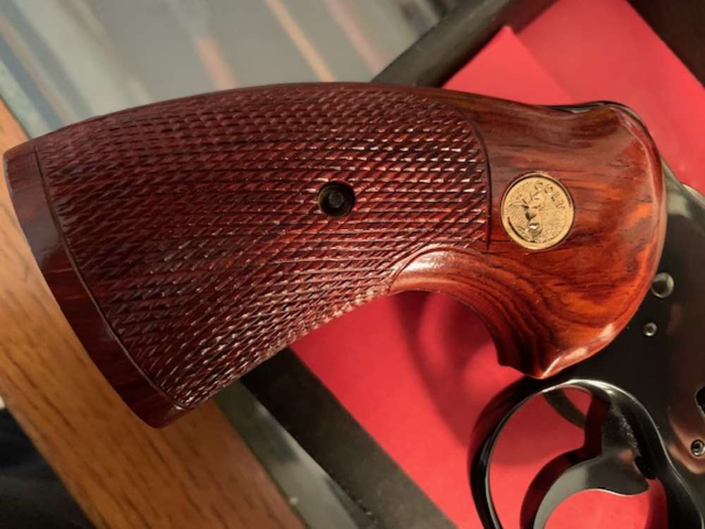 Colt Python 4", Factory Box, Manual, Papers, Beautiful condition ...