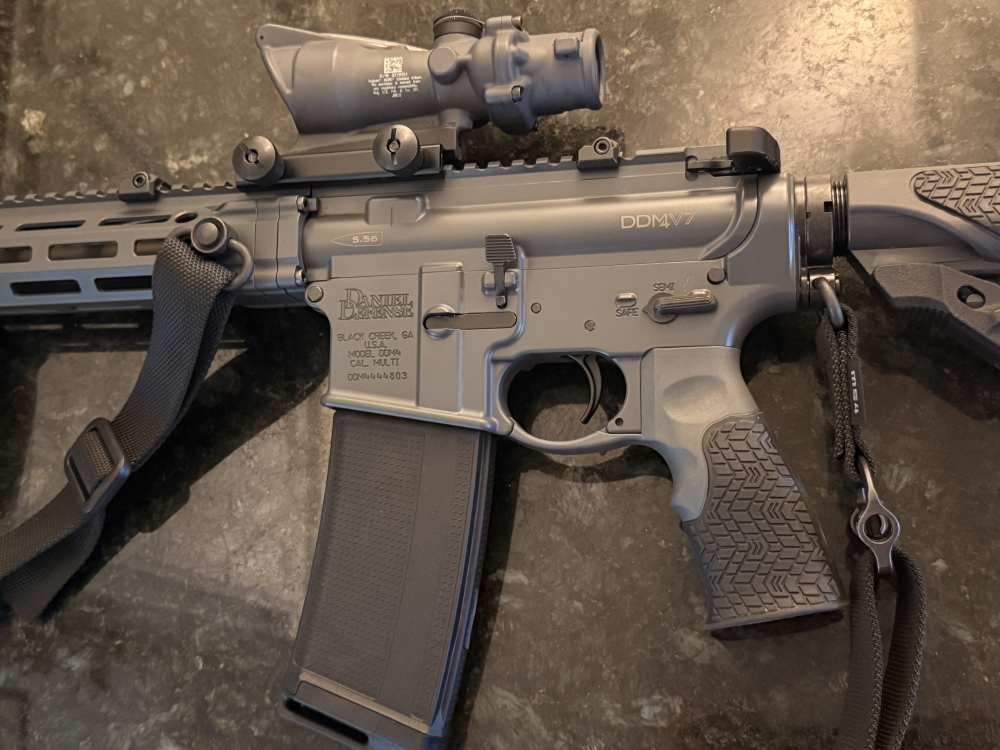 Daniel Defense DDM4 V7 – 5.56 NATO | Trijicon ACOG 4×32 | SureFire ...