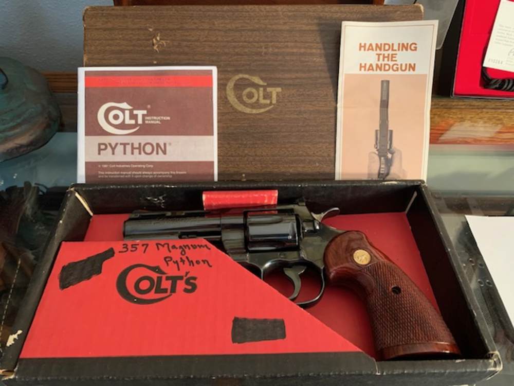 Colt Python 4", Factory Box, Manual, Papers, Beautiful condition ...