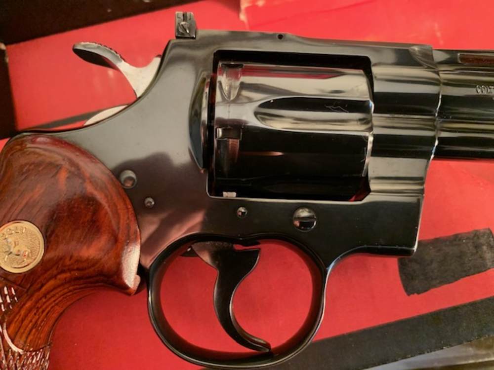 Colt Python 4", Factory Box, Manual, Papers, Beautiful condition ...