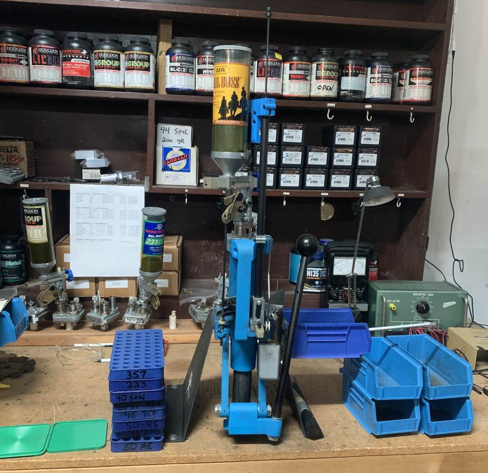 Dillon RL-550B Press w Strong Mount 8 Toolheads 6 Shell Plates Reload ...