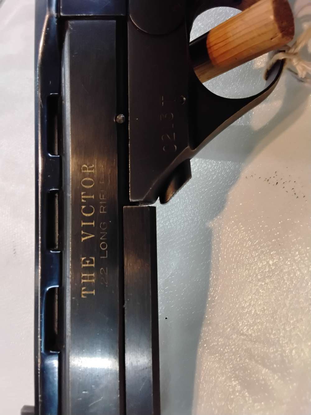 HIGH STANDARD THE VICTOR COMPETITION TARGET PUISTOL - Semi Auto Pistols ...