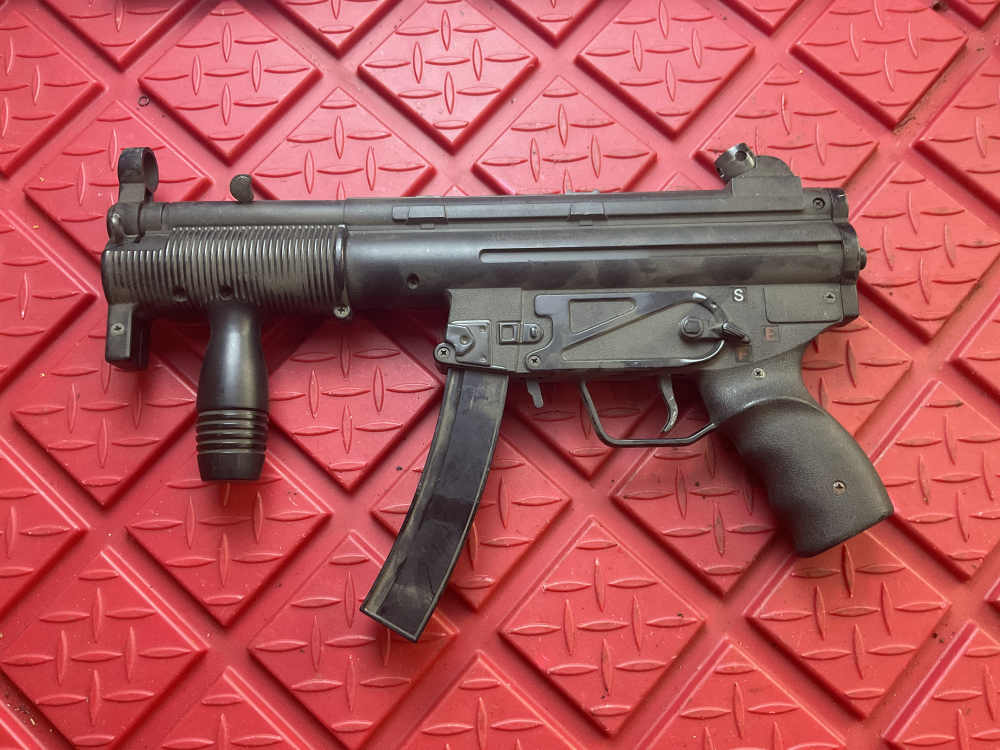 Vintage Daisy Model 15 Detailed Replica MP5k MFG 1986 - 1987 6MM Prop ...