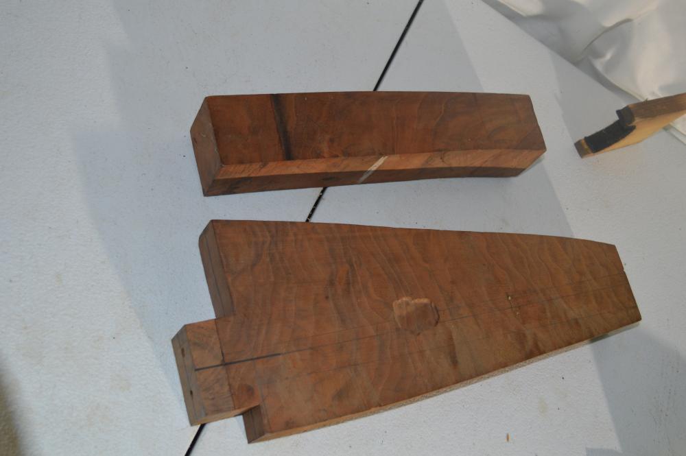 Stock & fore end blank, Walnut??? stock 15.6" long ,3.1" rec , 6.4 ...