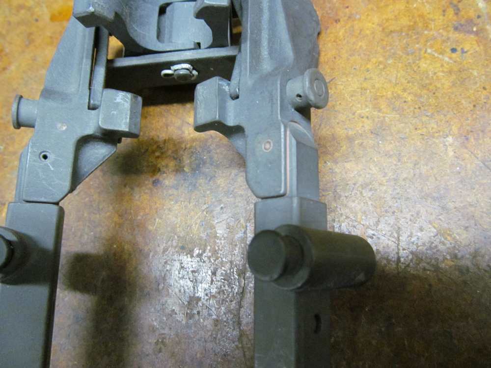 USGI Viet Nam era M2 bipod for M14 - Collectible Gun Parts ...