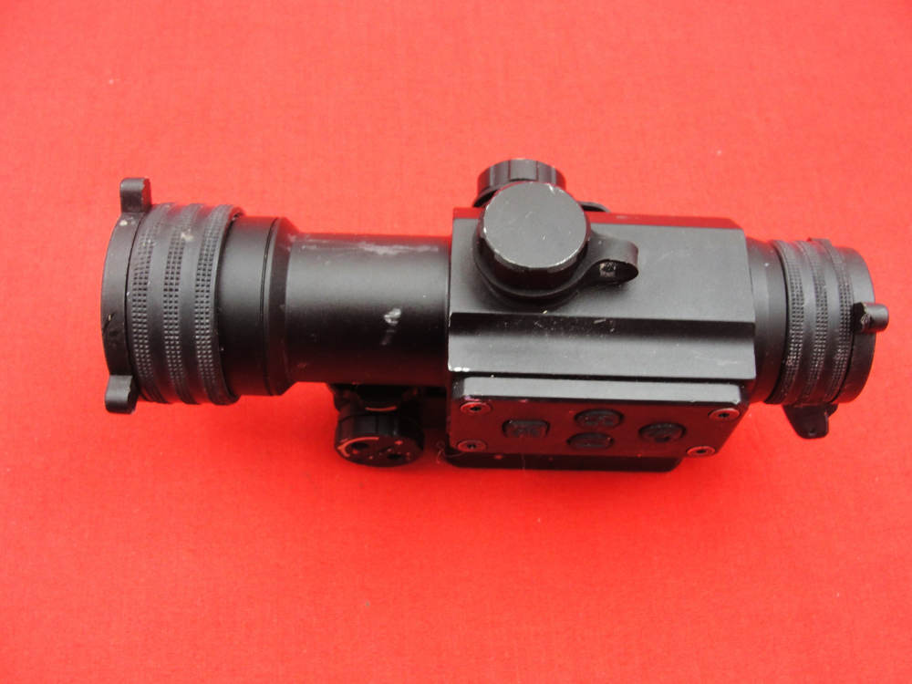 Redfield Counter Strike tactical green/red dot sight w/laser scope ...