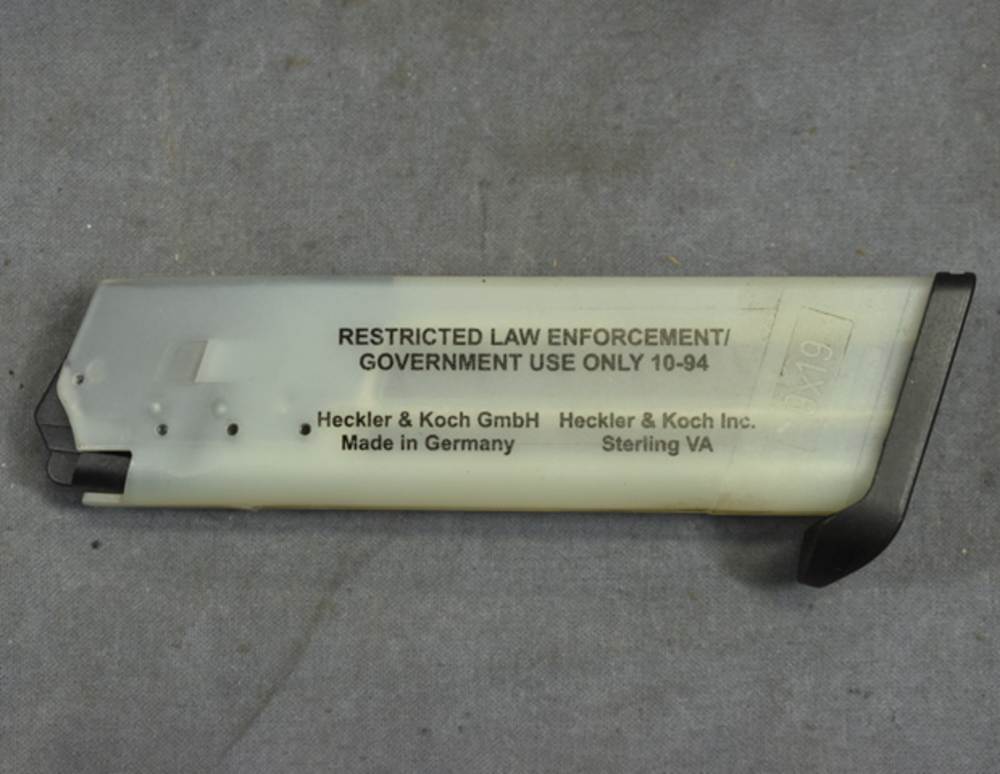 H&K USP JET FUNNEL MAGAZINE - CAL 9MM [18 RND, TRANSLUCENT] - HK ...