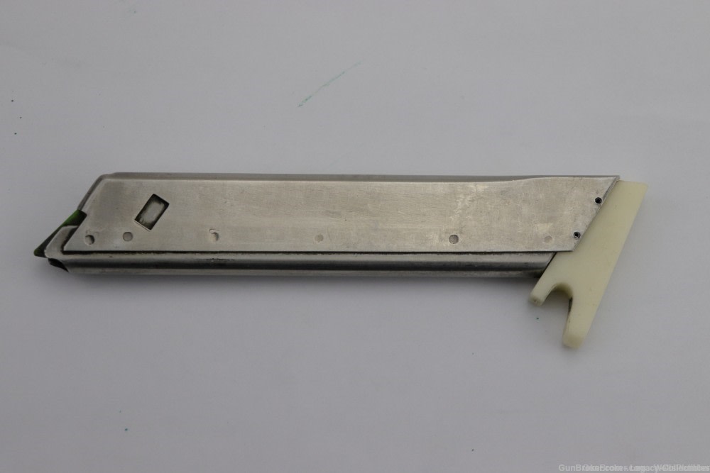 HI STANDARD .22 LONG RIFLE FACTORY PISTOL MAGAZINE WITH ORIGINAL BASE ...