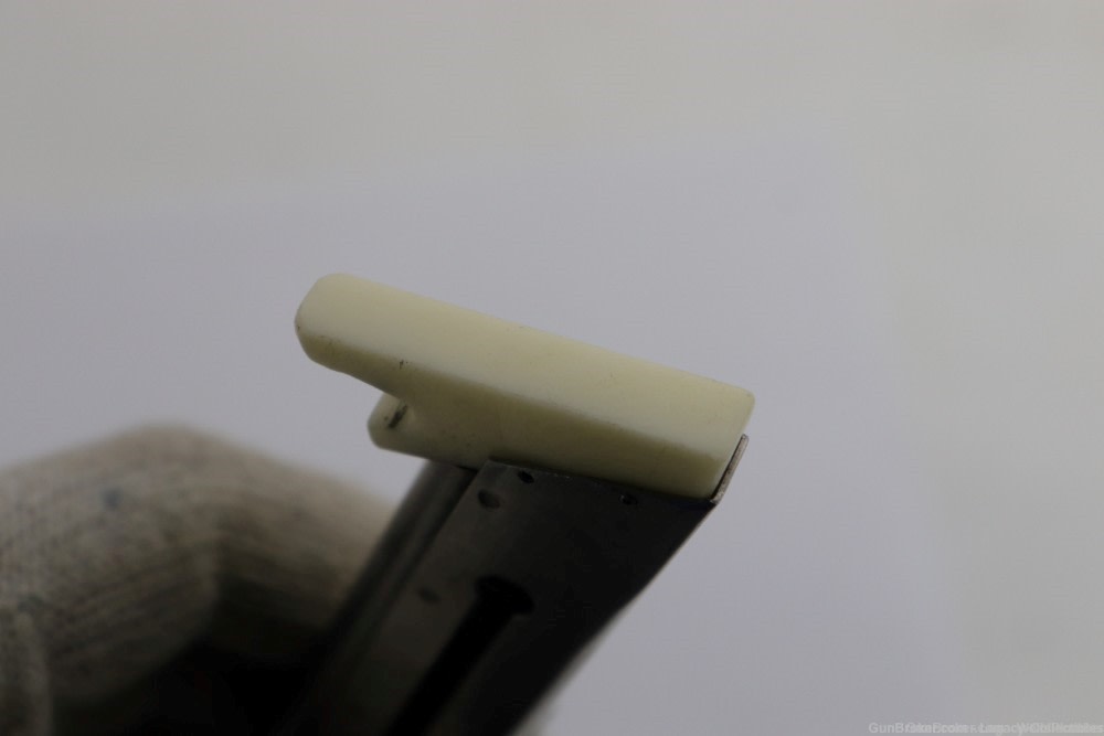 HI STANDARD .22 LONG RIFLE FACTORY PISTOL MAGAZINE WITH ORIGINAL BASE ...