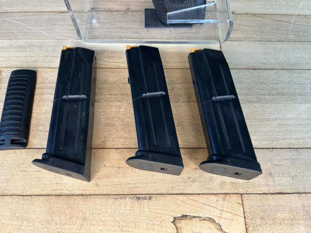 FNH FN Model 509 Semi Auto Pistol 9MM Used W/ Three (3) Mags & Soft ...