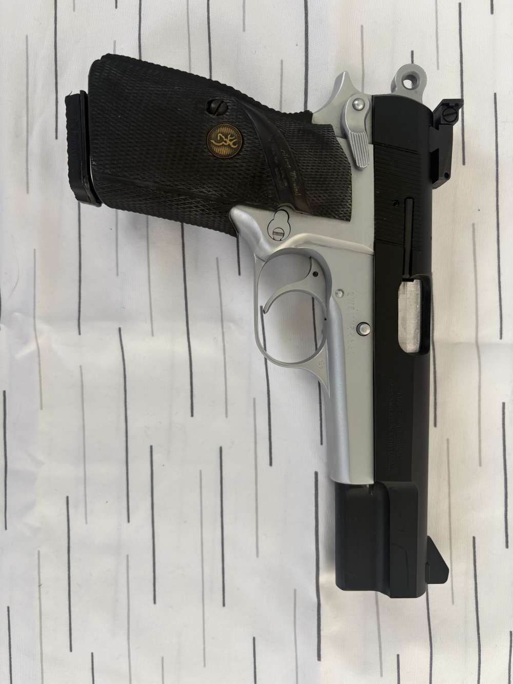 Belgium Browning Hi power, Two Tone, .40 S&W - Semi Auto Pistols at ...