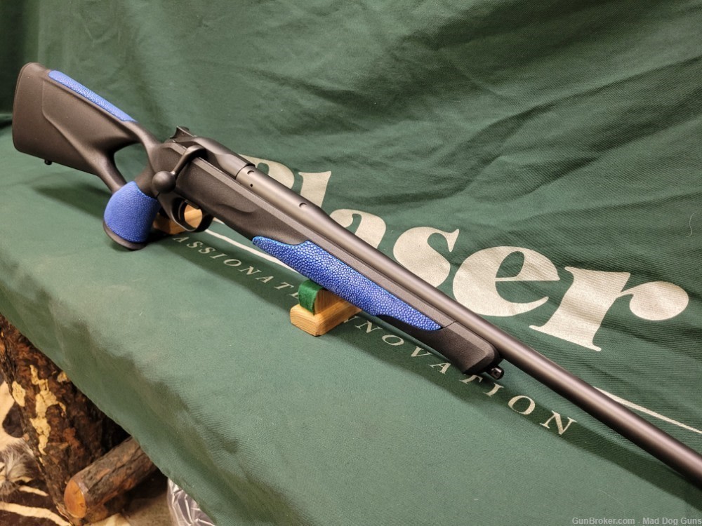 BLASER R8 CUSTOM SUCCESS, BLUE STINGRAY, RIGHT HAND - Bolt Action ...