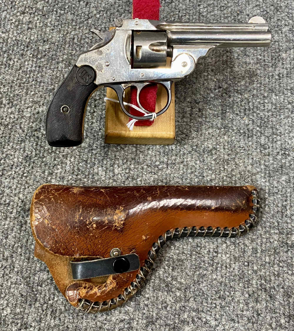 US Revolver Top Break 32 revolver strong mechanics good bore holster ...