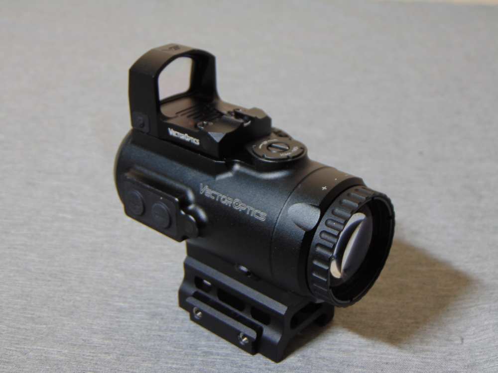 NO RESERVE Vector Optics 4X Prism & Frenzy Green Dot Like New - Red ...