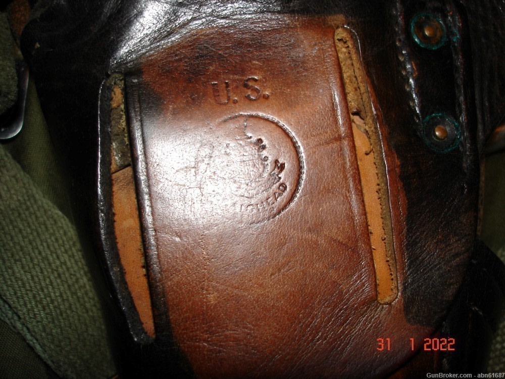 Vietnam 82nd Airborne uniform gear grouping holster bayonet M1 helmet ...