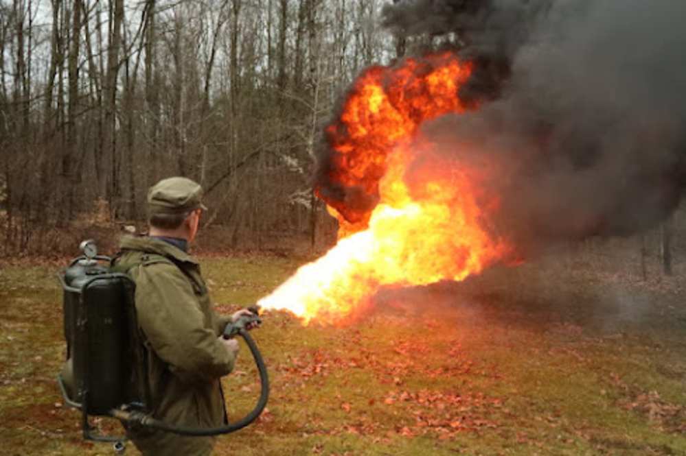 Orignal M9-7 Vietnam War Flame Thrower - Fully Tested and Fully ...