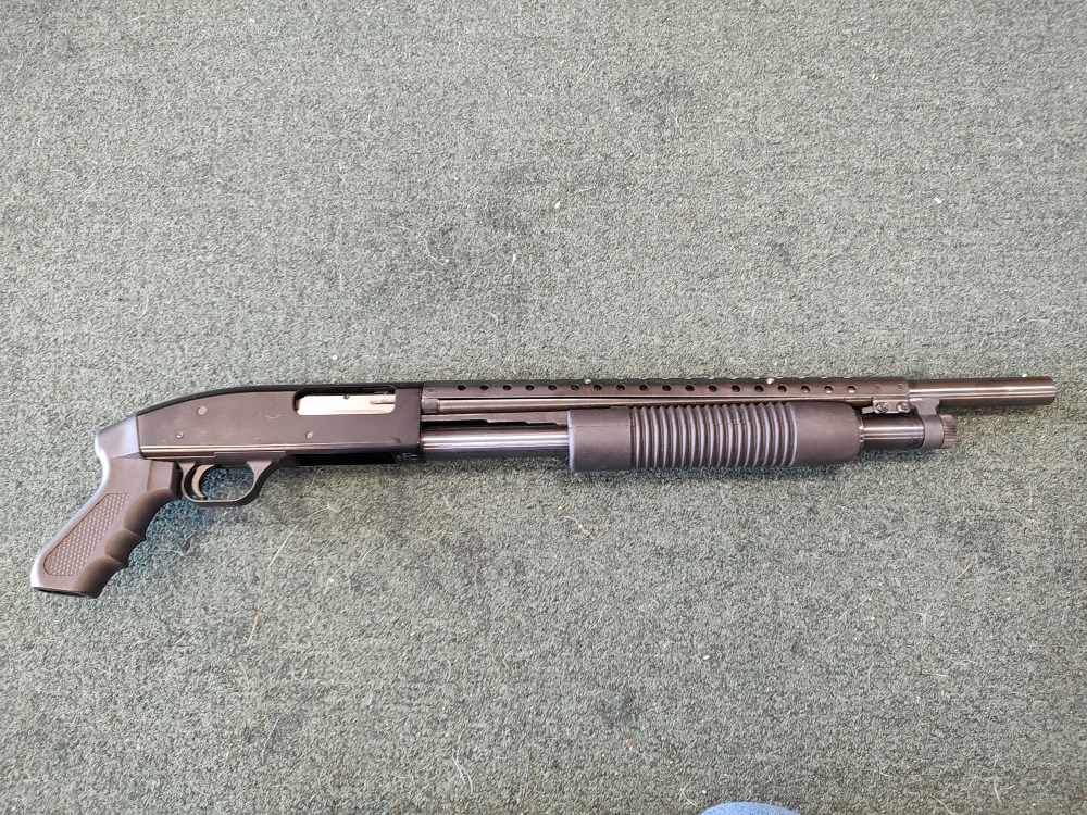 Mossberg 500 pistol grip 12 gauge pump action shotgun - Pump Action ...