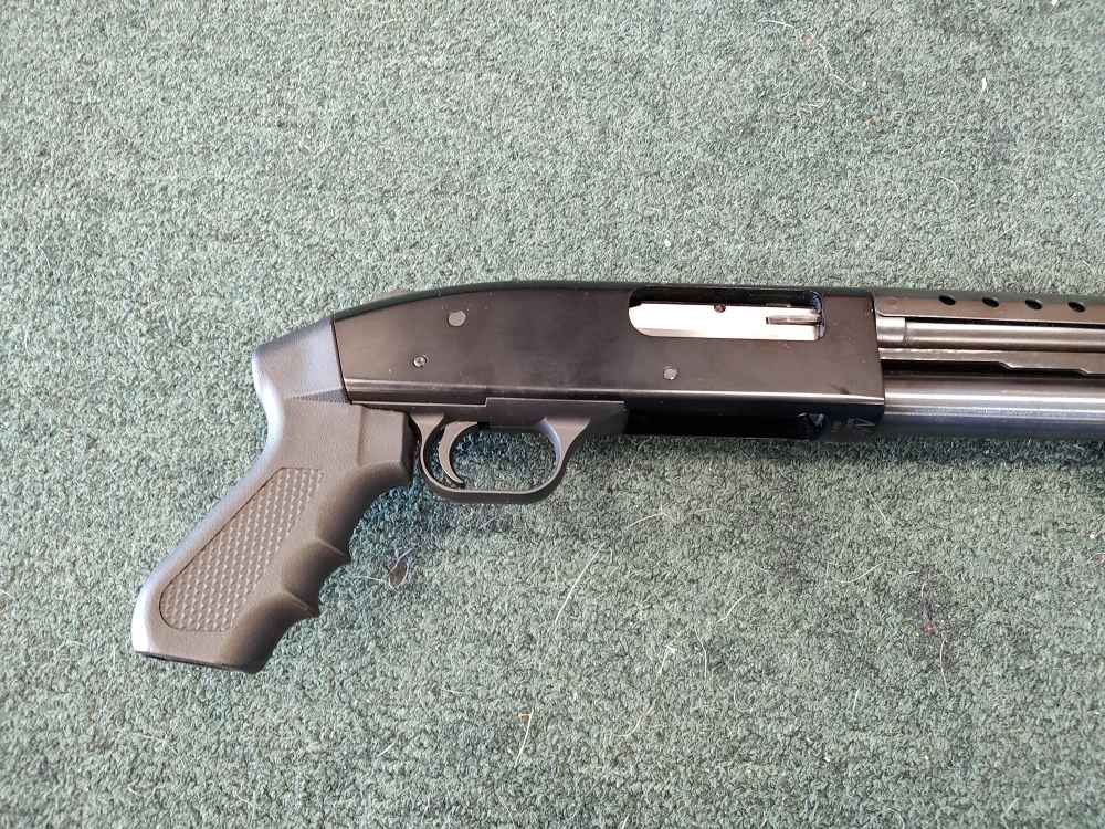 Mossberg 500 pistol grip 12 gauge pump action shotgun - Pump Action ...