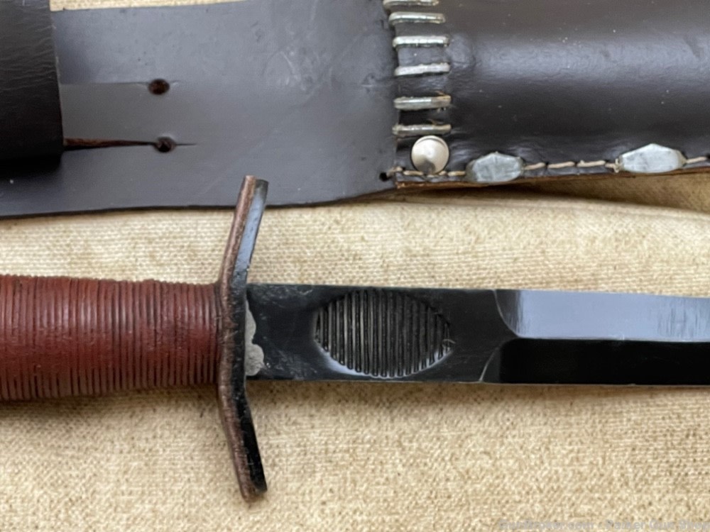 Windlass V42 Stiletto Model AMU 3015 - Collectible Knives at GunBroker ...