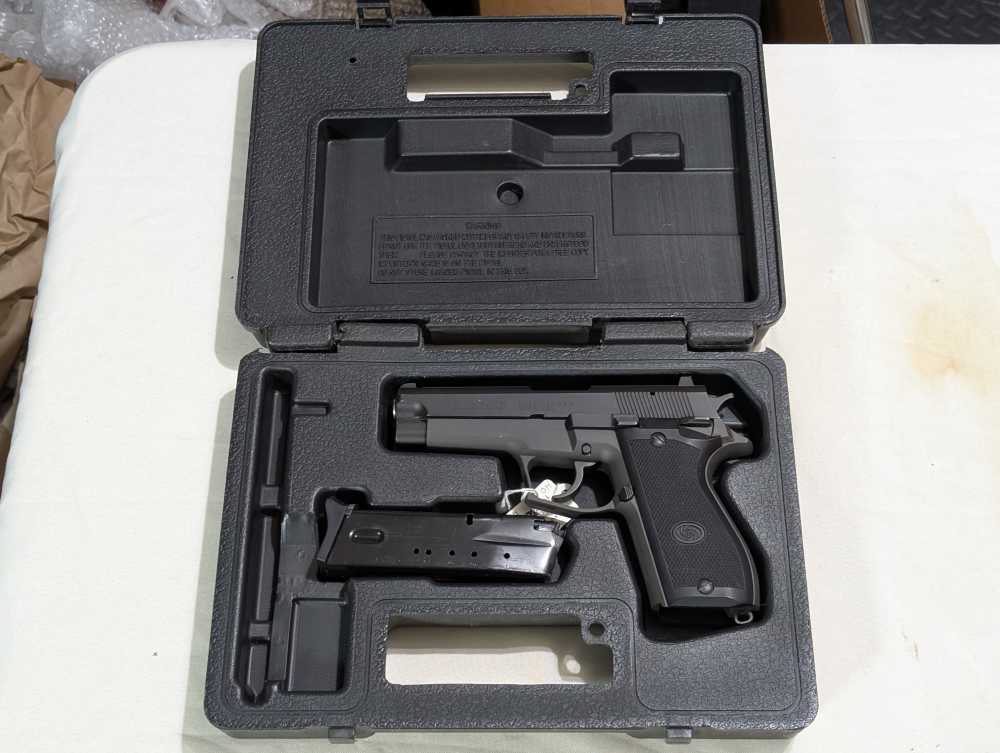 Daewoo Tri-action DH40 LNIB - Semi Auto Pistols at GunBroker.com ...