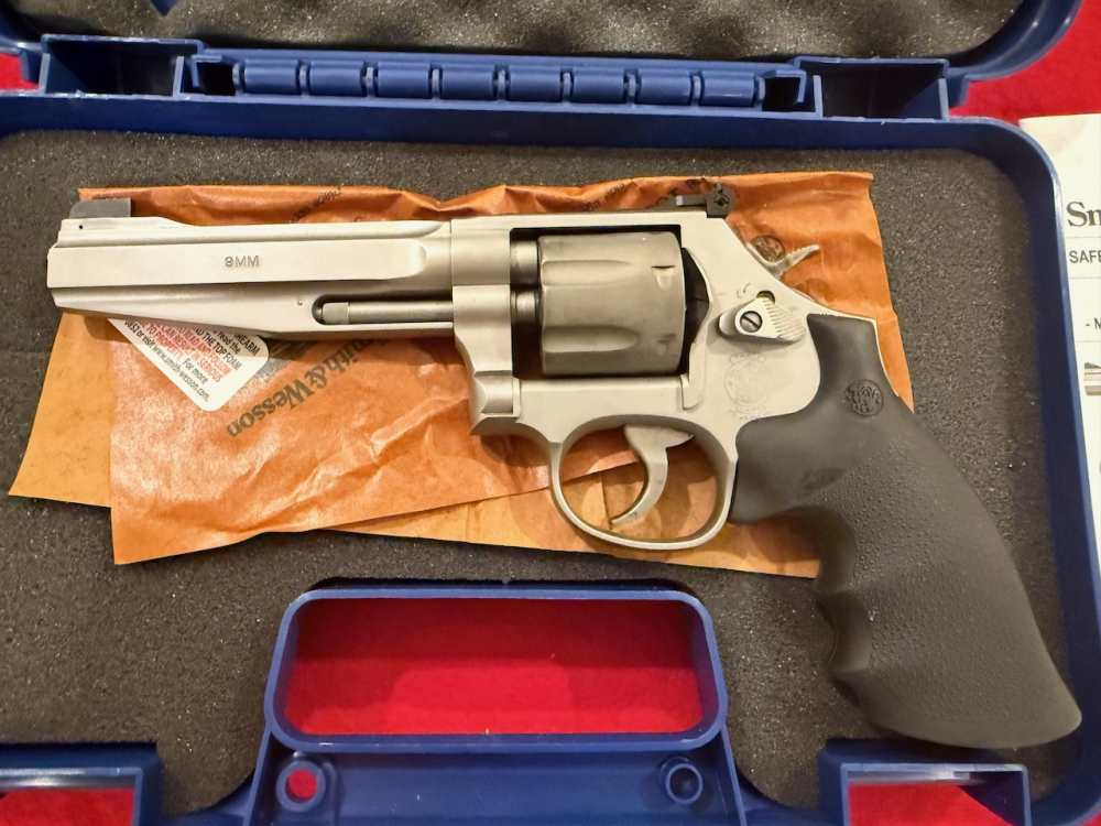 Smith & Wesson S&W SW 986 Pro 9mm Revolver Performance Center 5 inch ...