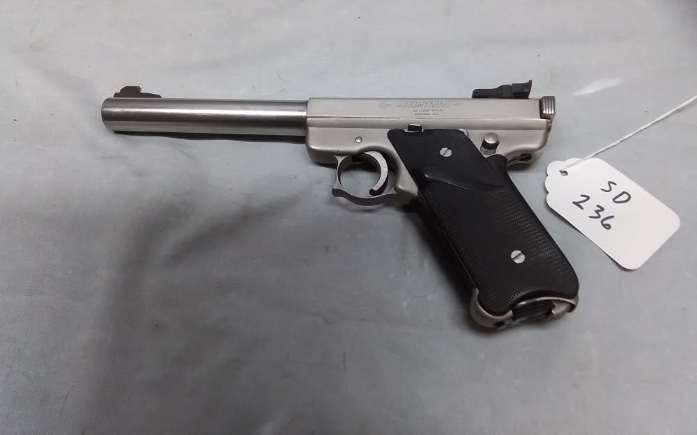 AMT LIGHTNING .22 CALIBER PISTOL - Semi Auto Pistols at GunBroker.com ...
