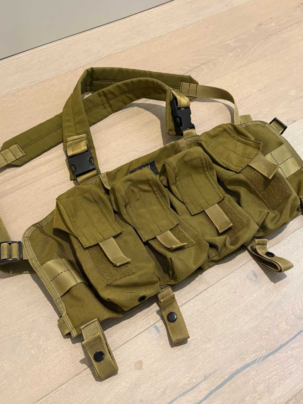 Old-gen LBT 0290D Chest Rig - Tactical Gear at GunBroker.com : 1155531725