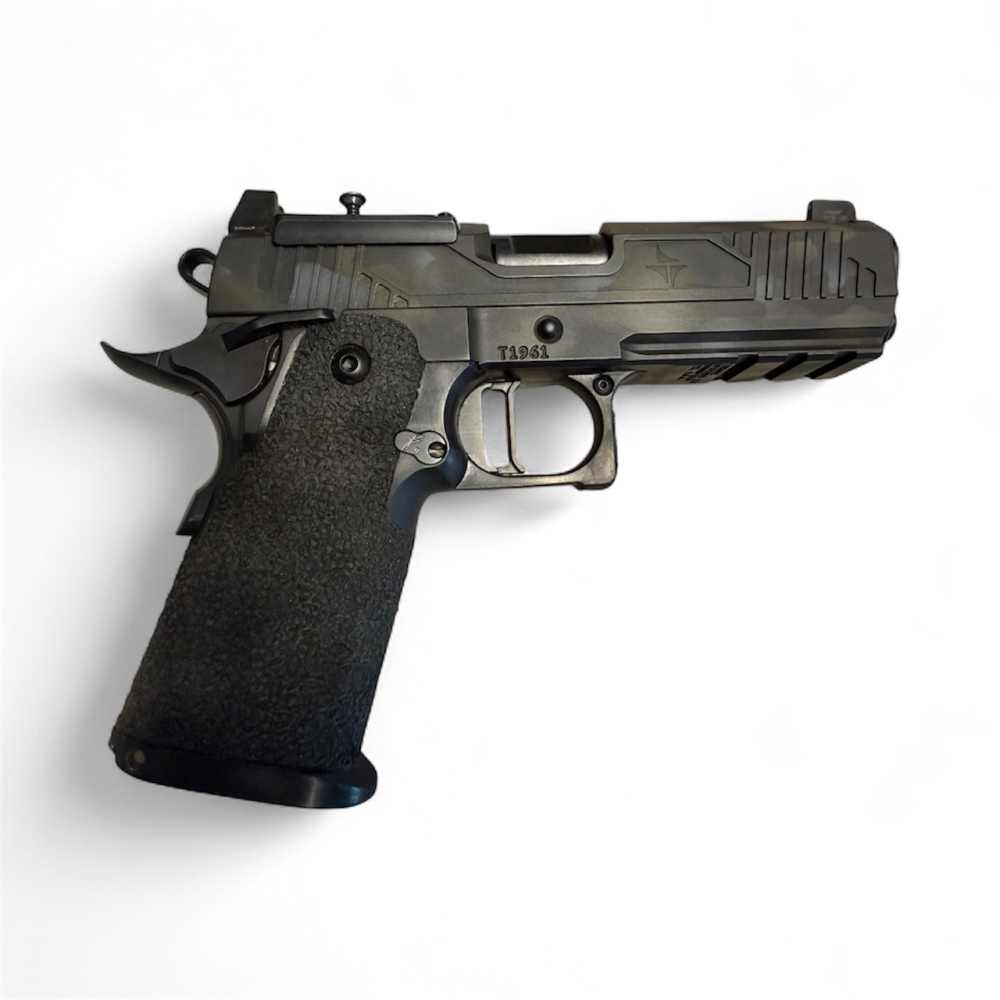 Triarc TRI-11 Commander 9mm includes 13 magazines - Semi Auto Pistols ...